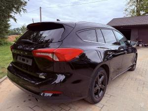 Melns Ford Focus 2020 Kauņa, ar dzinēja tilpumu 1.50 L un nobraukumu 200 tūkst. km par 8550 €, foto 7 vietnē AUTOMOTO.COM.LV
