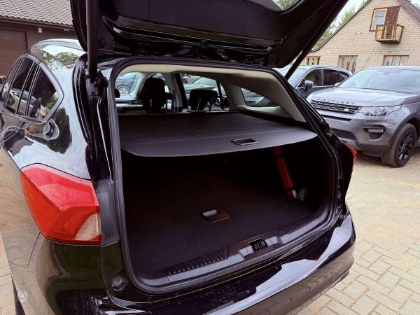Melns Ford Focus 2020 Kauņa, ar dzinēja tilpumu 1.50 L un nobraukumu 200 tūkst. km par 8550 €, foto 7 vietnē AUTOMOTO.COM.LV