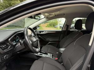 Melns Ford Focus 2020 Kauņa, ar dzinēja tilpumu 1.50 L un nobraukumu 200 tūkst. km par 8550 €, foto 20 vietnē AUTOMOTO.COM.LV