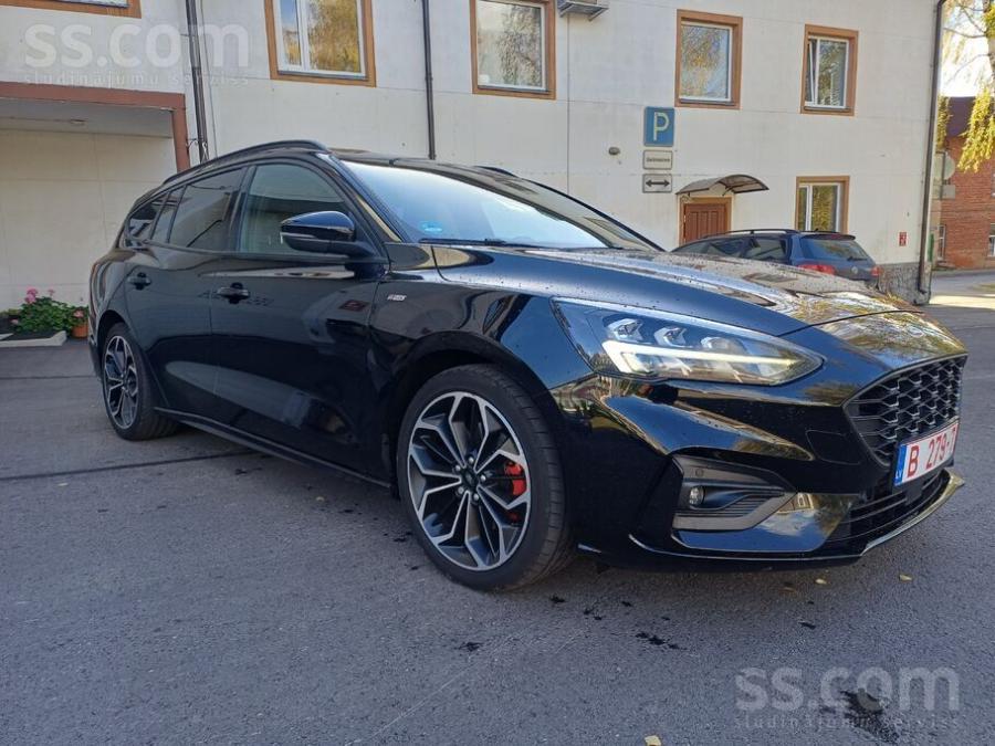 Melns Ford Focus 2020 Valmiera, ar dzinēja tilpumu 2.00 L un nobraukumu 144 tūkst. km par 10990 €, foto 4 vietnē AUTOMOTO.COM.LV