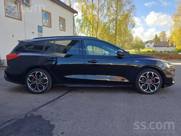 Melns Ford Focus 2020 Valmiera, ar dzinēja tilpumu 2.00 L un nobraukumu 144 tūkst. km par 10990 €, foto 5 vietnē AUTOMOTO.COM.LV