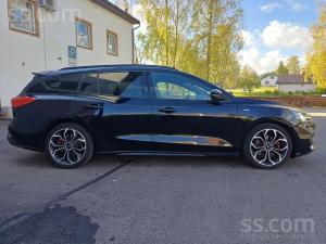 Melns Ford Focus 2020 Valmiera, ar dzinēja tilpumu 2.00 L un nobraukumu 144 tūkst. km par 10990 €, foto 5 vietnē AUTOMOTO.COM.LV
