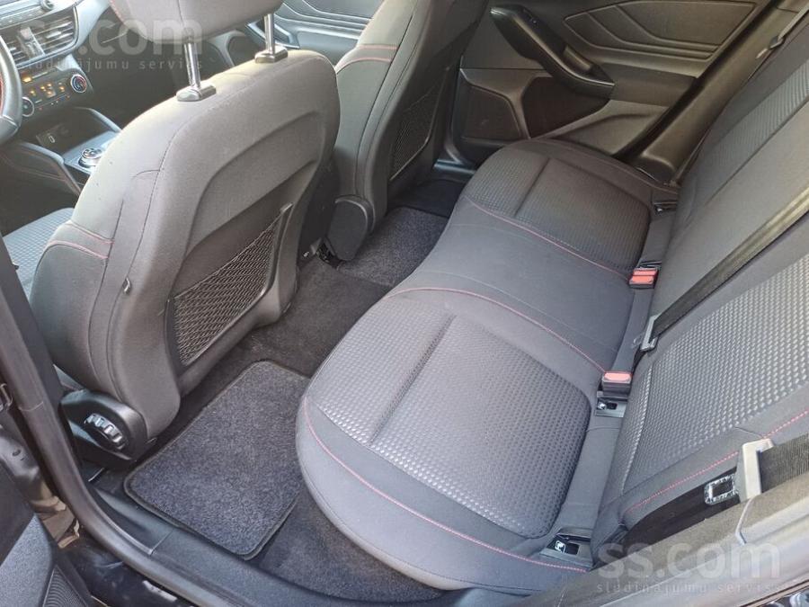 Melns Ford Focus 2020 Valmiera, ar dzinēja tilpumu 2.00 L un nobraukumu 144 tūkst. km par 10990 €, foto 11 vietnē AUTOMOTO.COM.LV