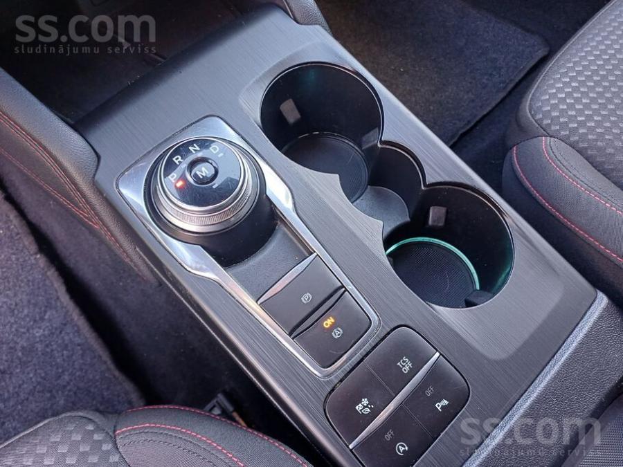 Melns Ford Focus 2020 Valmiera, ar dzinēja tilpumu 2.00 L un nobraukumu 144 tūkst. km par 10990 €, foto 21 vietnē AUTOMOTO.COM.LV