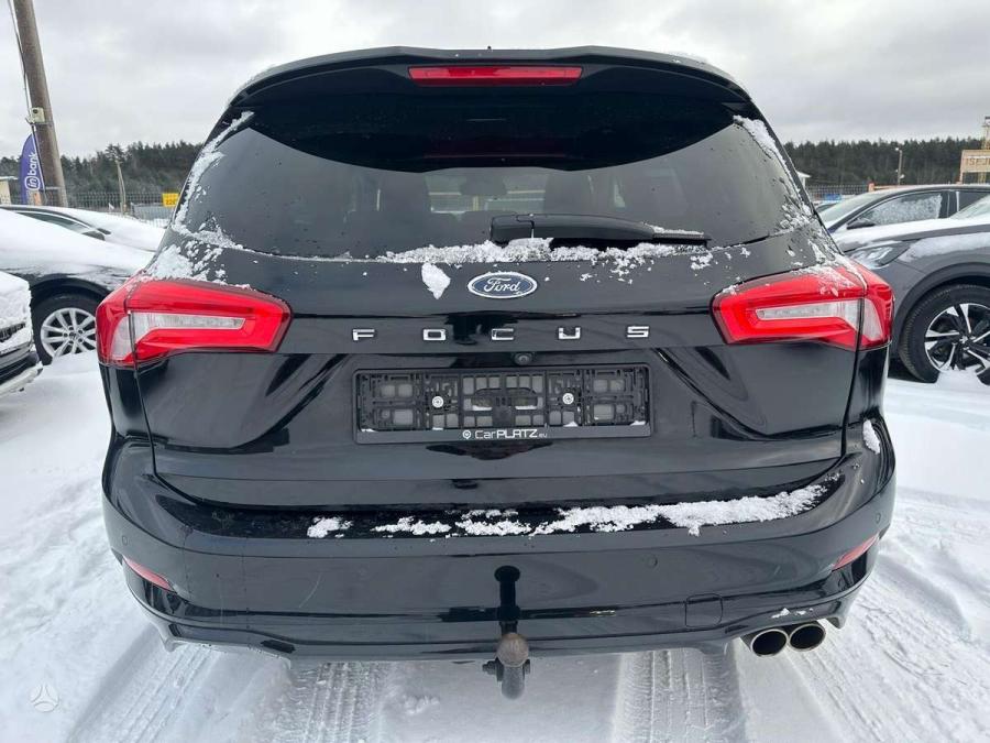 Black Ford Focus 2021 in Vilnius, with an engine capacity of 1.00 L and mileage of 173 thousand km for 9500 €, photo 6 on AUTOMOTO.COM.LV
