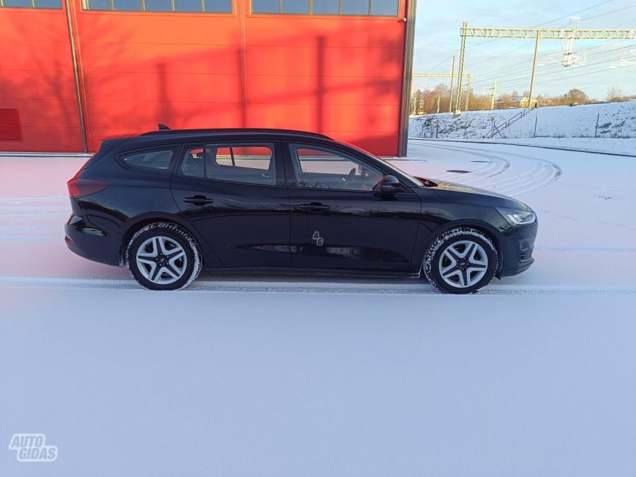 Melns Ford Focus 2022 Telšiai, ar dzinēja tilpumu 1.50 L un nobraukumu 105 tūkst. km par 10399 €, foto 8 vietnē AUTOMOTO.COM.LV