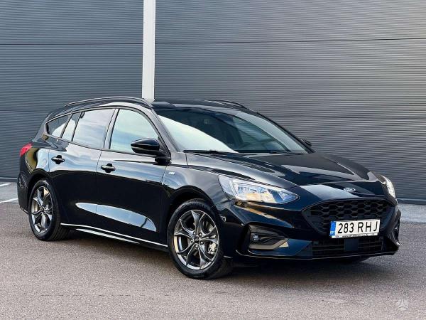 Melns Ford Focus 2022 Tallina, ar dzinēja tilpumu 1.50 L un nobraukumu 48 tūkst. km par 18500 €, foto 5 vietnē AUTOMOTO.COM.LV