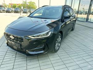 Melns Ford Focus 2022 Kauņa, ar dzinēja tilpumu 1.00 L un nobraukumu 178 tūkst. km par 11200 €, foto  vietnē AUTOMOTO.COM.LV