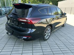 Black Ford Focus 2022 in Kaunas, with an engine capacity of 1.00 L and mileage of 178 thousand km for 11200 €, photo 4 on AUTOMOTO.COM.LV