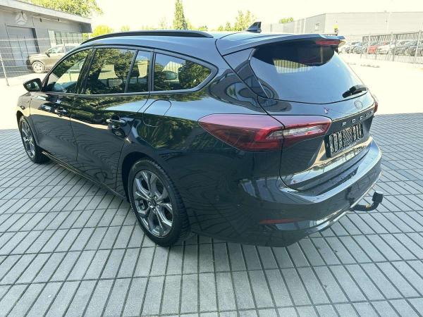 Melns Ford Focus 2022 Kauņa, ar dzinēja tilpumu 1.00 L un nobraukumu 178 tūkst. km par 11200 €, foto 4 vietnē AUTOMOTO.COM.LV
