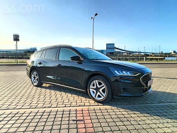 Melns Ford Focus 2022 Ventspils, ar dzinēja tilpumu 1.00 L un nobraukumu 159 tūkst. km par 8900 €, foto 4 vietnē AUTOMOTO.COM.LV