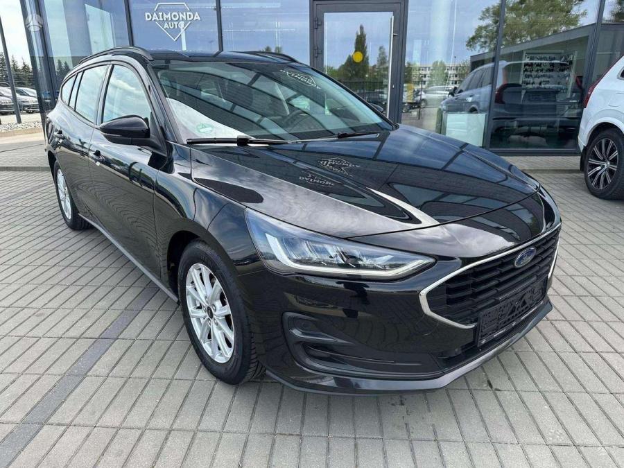 Black Ford Focus 2022 in Kaunas, with an engine capacity of 1.00 L and mileage of 177 thousand km for 9900 €, photo 3 on AUTOMOTO.COM.LV