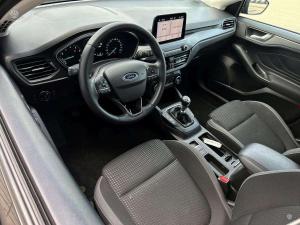 Black Ford Focus 2022 in Kaunas, with an engine capacity of 1.00 L and mileage of 177 thousand km for 9900 €, photo 7 on AUTOMOTO.COM.LV