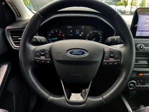 Black Ford Focus 2022 in Kaunas, with an engine capacity of 1.00 L and mileage of 177 thousand km for 9900 €, photo 8 on AUTOMOTO.COM.LV