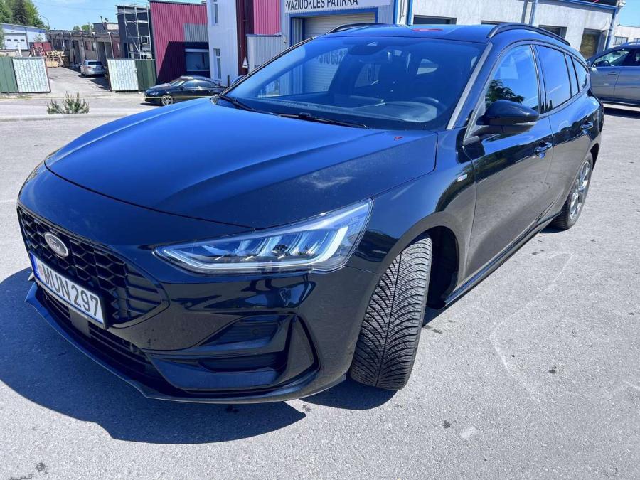 Black Ford Focus 2023 in Kaunas, with an engine capacity of 1.00 L and mileage of 36 thousand km for 14700 €, photo 8 on AUTOMOTO.COM.LV