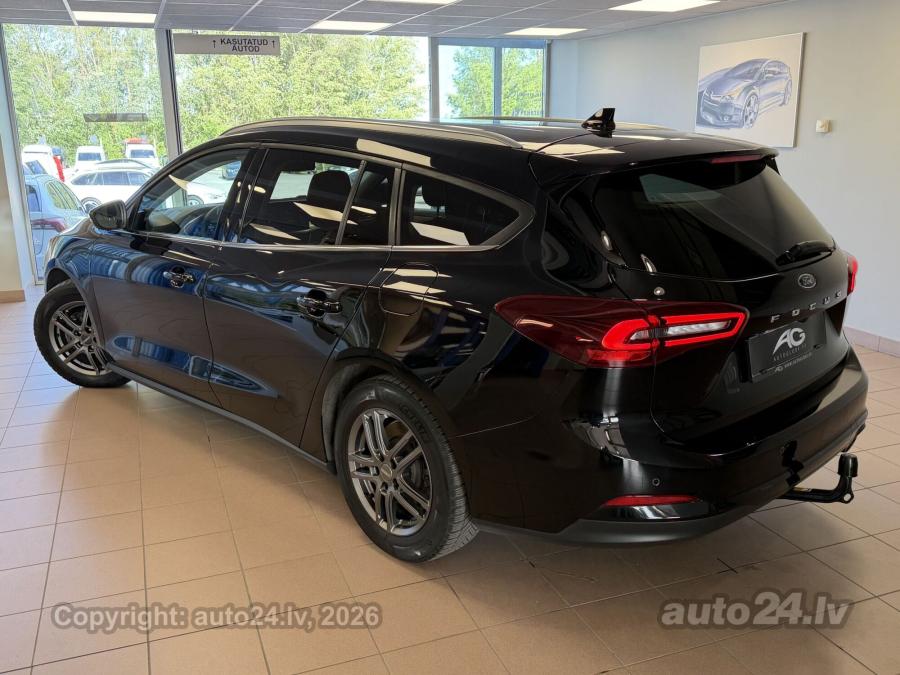 Melns Ford Focus 2023 Tartu, ar dzinēja tilpumu 1.50 L un nobraukumu 157 tūkst. km par 14699 €, foto 3 vietnē AUTOMOTO.COM.LV