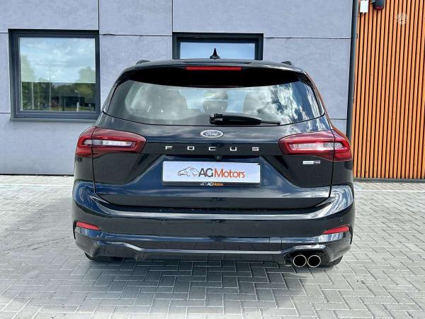 Black Ford Focus 2023 in Vilnius, with an engine capacity of 1.00 L and mileage of 98 thousand km for 13900 €, photo 5 on AUTOMOTO.COM.LV