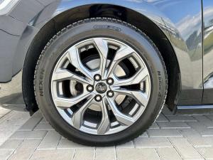 Black Ford Focus 2023 in Vilnius, with an engine capacity of 1.00 L and mileage of 98 thousand km for 13900 €, photo 9 on AUTOMOTO.COM.LV