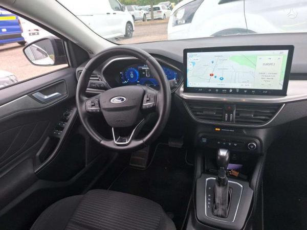 Black Ford Focus 2023 in Vilnius, with an engine capacity of 1.00 L and mileage of 196 thousand km for 10769 €, photo 5 on AUTOMOTO.COM.LV