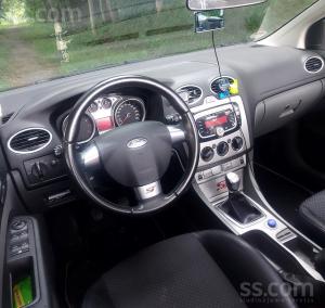 Blue Ford Focus 2009 in Liepaja, with an engine capacity of 2.00 L and mileage of 202 thousand km for 4200 €, photo 10 on AUTOMOTO.COM.LV