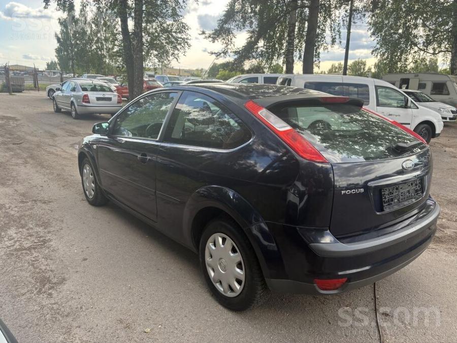 Blue Ford Focus 2007 in Riga, with an engine capacity of 1.60 L and mileage of 0 thousand km for 2350 €, photo 8 on AUTOMOTO.COM.LV