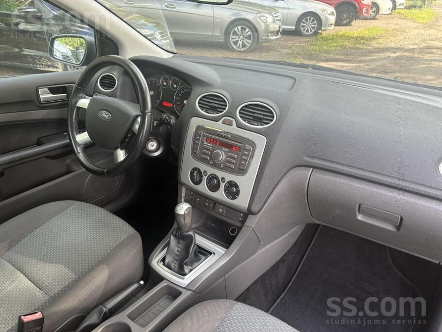 Blue Ford Focus 2007 in Riga, with an engine capacity of 1.60 L and mileage of 0 thousand km for 2350 €, photo 14 on AUTOMOTO.COM.LV
