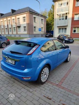 Zils Ford Focus 2009 Trakai, ar dzinēja tilpumu 2.00 L un nobraukumu 263 tūkst. km par 1960 €, foto 4 vietnē AUTOMOTO.COM.LV