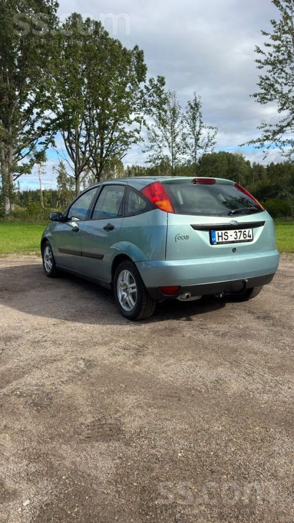 Blue Ford Focus 1998 in Tukums, with an engine capacity of 1.60 L and mileage of 258 thousand km for 1890 €, photo 7 on AUTOMOTO.COM.LV