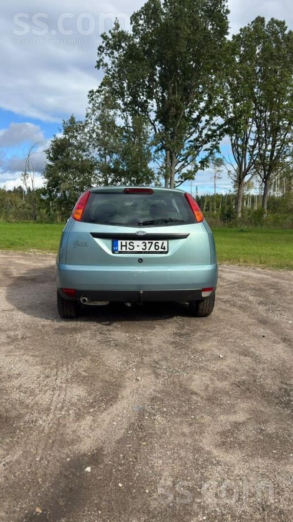 Blue Ford Focus 1998 in Tukums, with an engine capacity of 1.60 L and mileage of 258 thousand km for 1890 €, photo 9 on AUTOMOTO.COM.LV