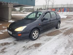Blue Ford Focus 2001 in Jekabpils, with an engine capacity of 1.60 L and mileage of 214 thousand km for 1100 €, photo 7 on AUTOMOTO.COM.LV
