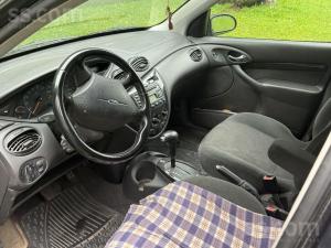 Blue Ford Focus 2001 in Riga, with an engine capacity of 1.60 L and mileage of 213 thousand km for 1100 €, photo 5 on AUTOMOTO.COM.LV