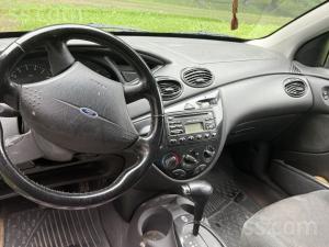 Blue Ford Focus 2001 in Riga, with an engine capacity of 1.60 L and mileage of 213 thousand km for 1100 €, photo 6 on AUTOMOTO.COM.LV