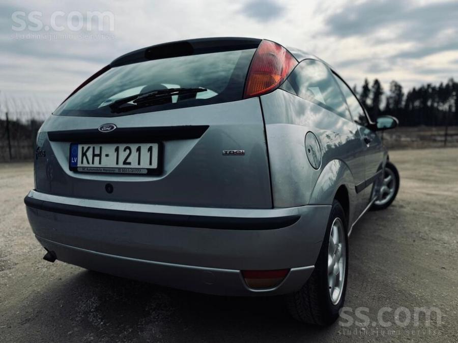 Zils Ford Focus 2003 Cēsis, ar dzinēja tilpumu 1.80 L un nobraukumu 0 tūkst. km par 1950 €, foto 5 vietnē AUTOMOTO.COM.LV