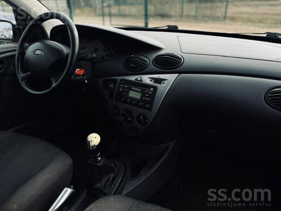 Zils Ford Focus 2003 Cēsis, ar dzinēja tilpumu 1.80 L un nobraukumu 0 tūkst. km par 1950 €, foto 12 vietnē AUTOMOTO.COM.LV