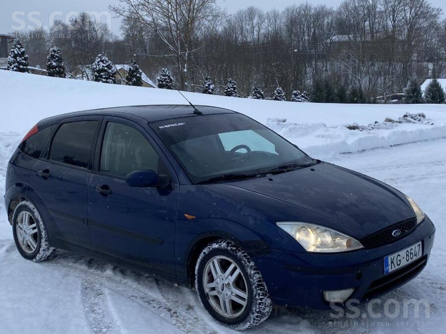 Blue Ford Focus 2004 in Rezekne, with an engine capacity of 1.80 L and mileage of 387 thousand km for 1050 €, photo 2 on AUTOMOTO.COM.LV