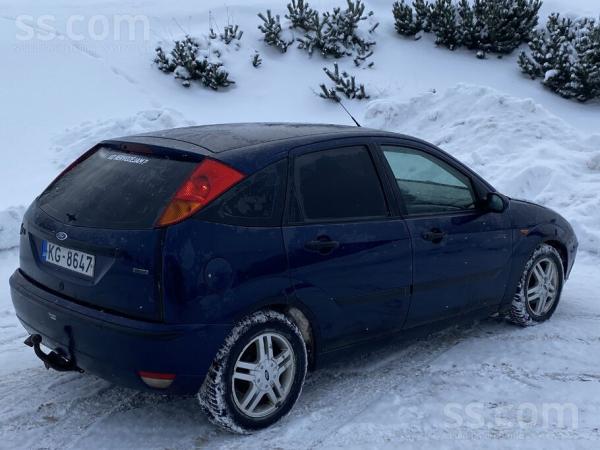 Blue Ford Focus 2004 in Rezekne, with an engine capacity of 1.80 L and mileage of 387 thousand km for 1050 €, photo 3 on AUTOMOTO.COM.LV