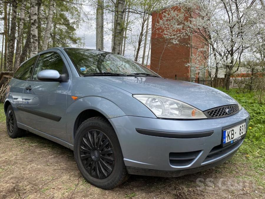 Blue Ford Focus 2004 in Riga, with an engine capacity of 1.40 L and mileage of 204 thousand km for 850 €, photo 3 on AUTOMOTO.COM.LV