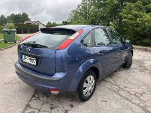 Blue Ford Focus 2004 in Jelgava, with an engine capacity of 1.60 L and mileage of 341 thousand km for 1570 €, photo  on AUTOMOTO.COM.LV