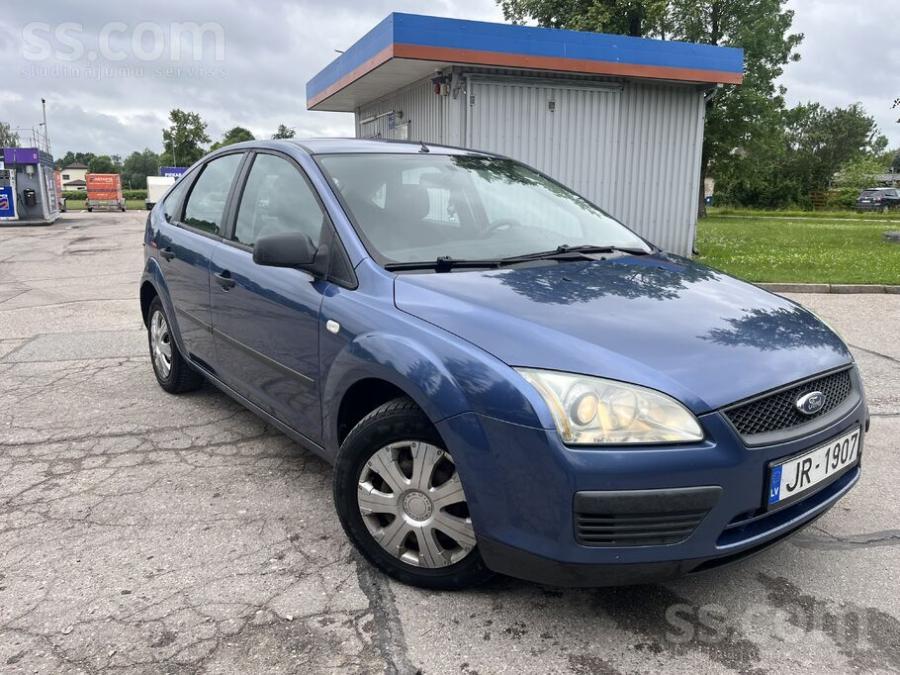 Zils Ford Focus 2004 Jelgava, ar dzinēja tilpumu 1.60 L un nobraukumu 341 tūkst. km par 1570 €, foto 5 vietnē AUTOMOTO.COM.LV