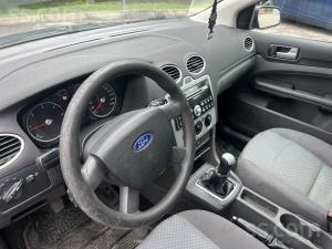 Zils Ford Focus 2004 Jelgava, ar dzinēja tilpumu 1.60 L un nobraukumu 341 tūkst. km par 1570 €, foto 8 vietnē AUTOMOTO.COM.LV