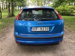 Blue Ford Focus 2004 in Jelgava, with an engine capacity of 2.00 L and mileage of 268 thousand km for 1390 €, photo 9 on AUTOMOTO.COM.LV