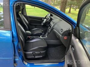 Blue Ford Focus 2004 in Jelgava, with an engine capacity of 2.00 L and mileage of 268 thousand km for 1390 €, photo 11 on AUTOMOTO.COM.LV