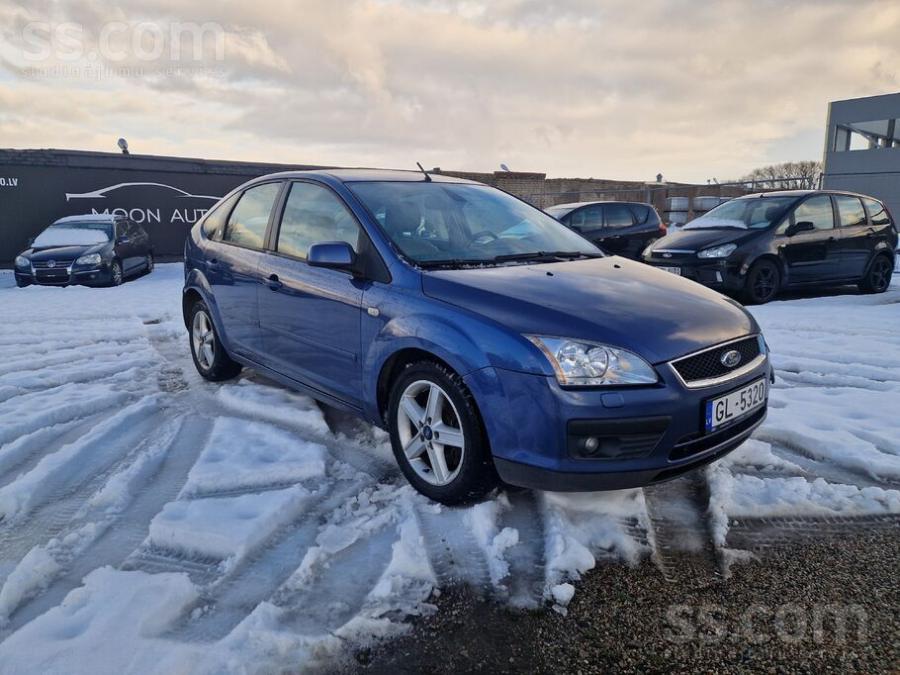Zils Ford Focus 2005 Liepāja, ar dzinēja tilpumu 2.00 L un nobraukumu 257 tūkst. km par 1690 €, foto 3 vietnē AUTOMOTO.COM.LV