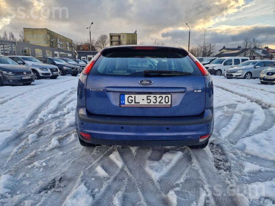 Zils Ford Focus 2005 Liepāja, ar dzinēja tilpumu 2.00 L un nobraukumu 257 tūkst. km par 1690 €, foto 5 vietnē AUTOMOTO.COM.LV
