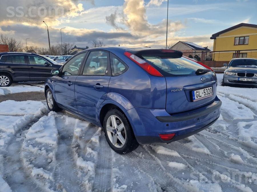 Zils Ford Focus 2005 Liepāja, ar dzinēja tilpumu 2.00 L un nobraukumu 257 tūkst. km par 1690 €, foto 6 vietnē AUTOMOTO.COM.LV