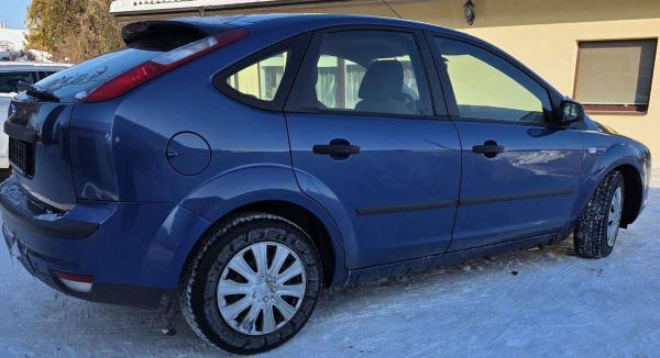 Zils Ford Focus 2005 Rokiškis, ar dzinēja tilpumu 1.60 L un nobraukumu 86 tūkst. km par 1800 €, foto 5 vietnē AUTOMOTO.COM.LV