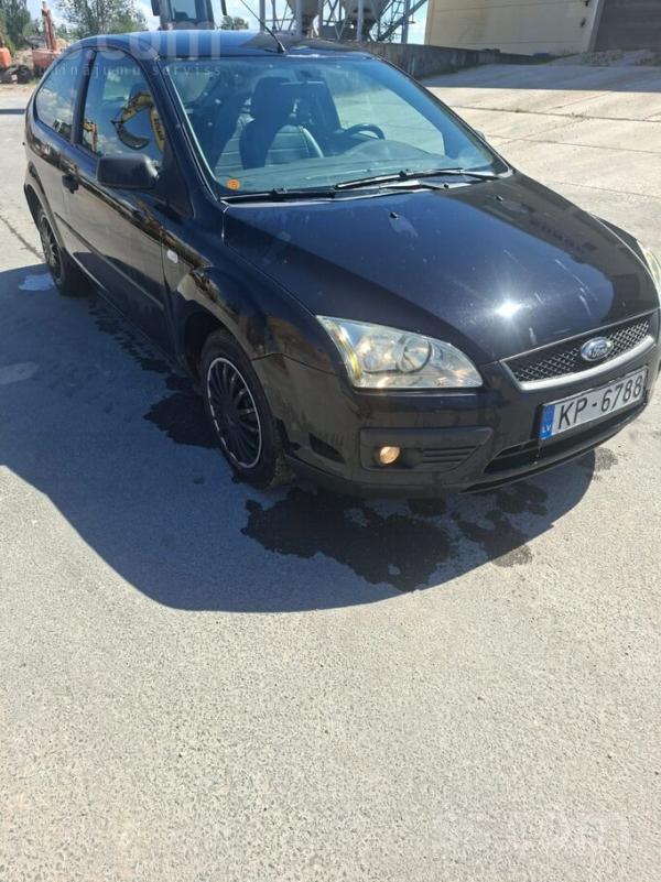 Zils Ford Focus 2005 Rīga, ar dzinēja tilpumu 1.60 L un nobraukumu 210 tūkst. km par 1100 €, foto 5 vietnē AUTOMOTO.COM.LV