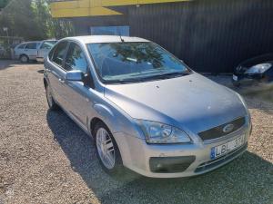 Blue Ford Focus 2005 in Kaunas, with an engine capacity of 1.60 L and mileage of 303 thousand km for 850 €, photo  on AUTOMOTO.COM.LV