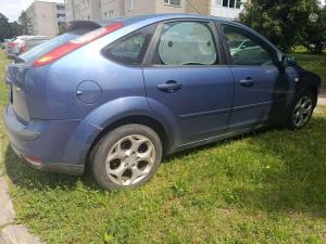 Blue Ford Focus 2005 in Alytus, with an engine capacity of 2.00 L and mileage of 250 thousand km for 750 €, photo 4 on AUTOMOTO.COM.LV