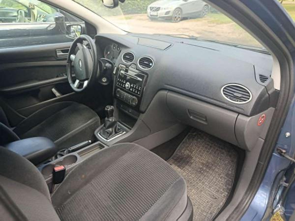 Blue Ford Focus 2005 in Alytus, with an engine capacity of 2.00 L and mileage of 250 thousand km for 750 €, photo 7 on AUTOMOTO.COM.LV